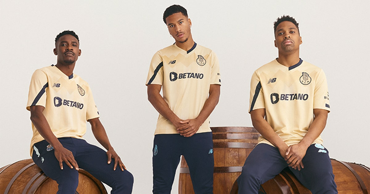 New Balance Launch FC Porto 23/24 Away Shirt - SoccerBible