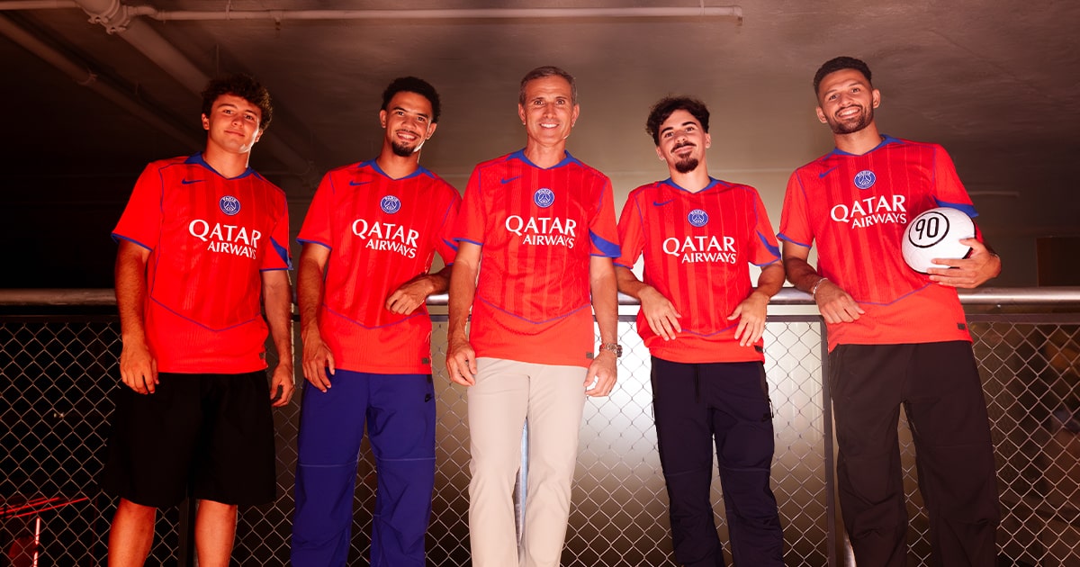 PSG & Nike Unveil T90-Inspired 25/26 Third Kit In Retro Style - SoccerBible